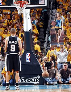 Best fan sign at a game? : r/nba