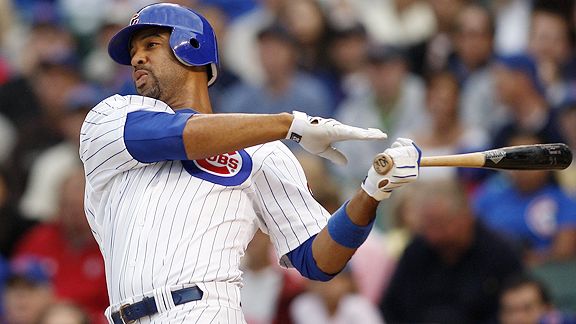 Chicago Cubs first baseman Derrek Lee on a power surge